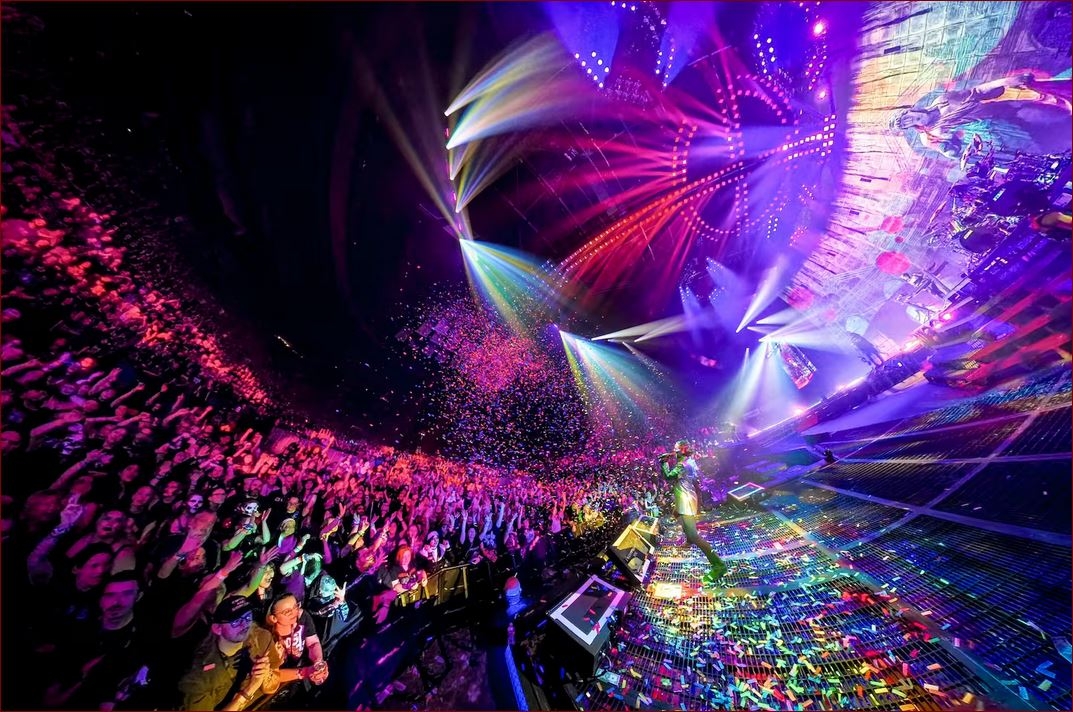 The night cellphones were banned at TD Garden :: Jeff Jacoby