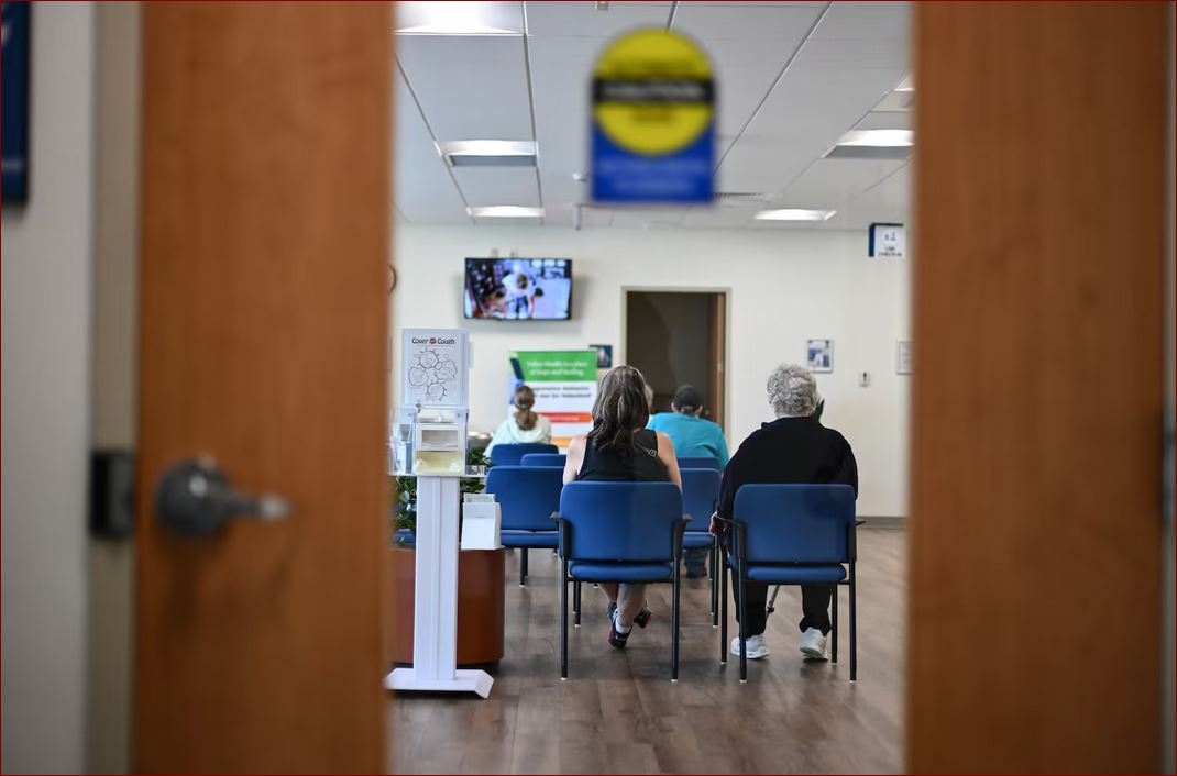 Scapegoating immigrants won't shorten your ER wait :: Jeff Jacoby