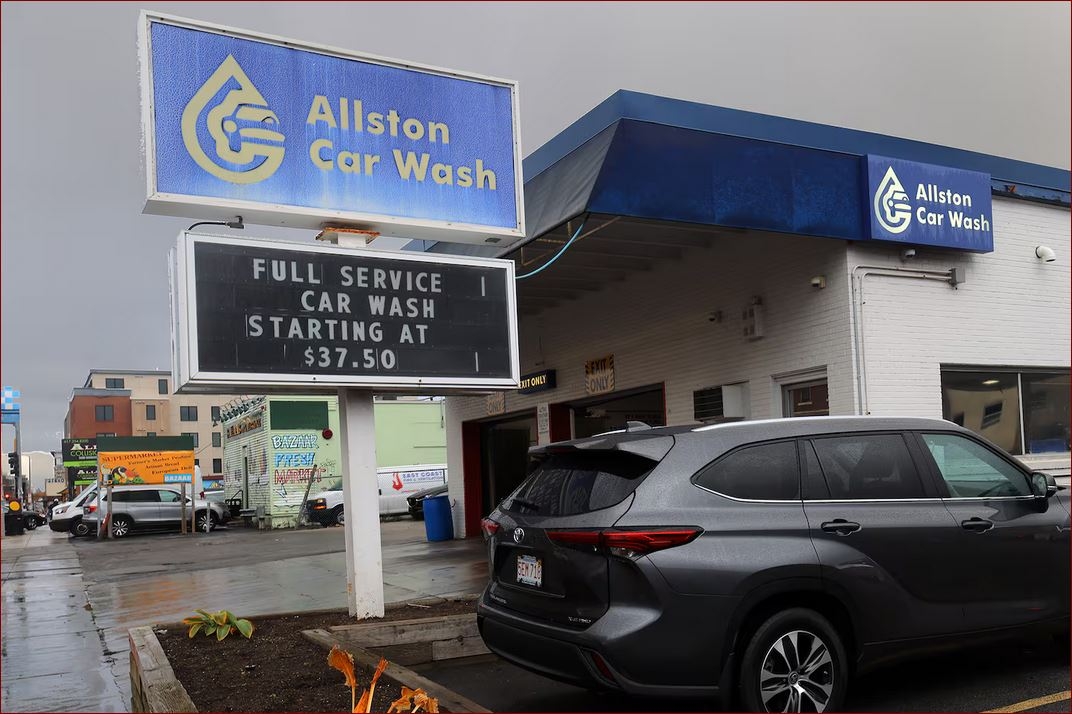 A dirty raid at the Allston Car Wash :: Jeff Jacoby